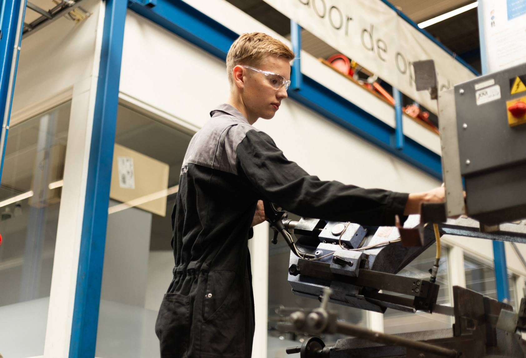 Mechanisch operator B / Firda