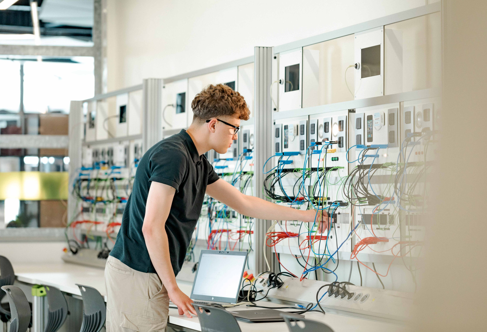 Monteur elektrotechnische installaties / Firda