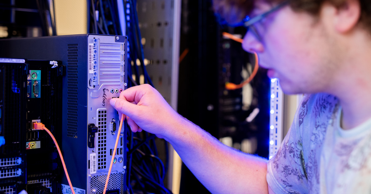 ICT system engineer / Firda