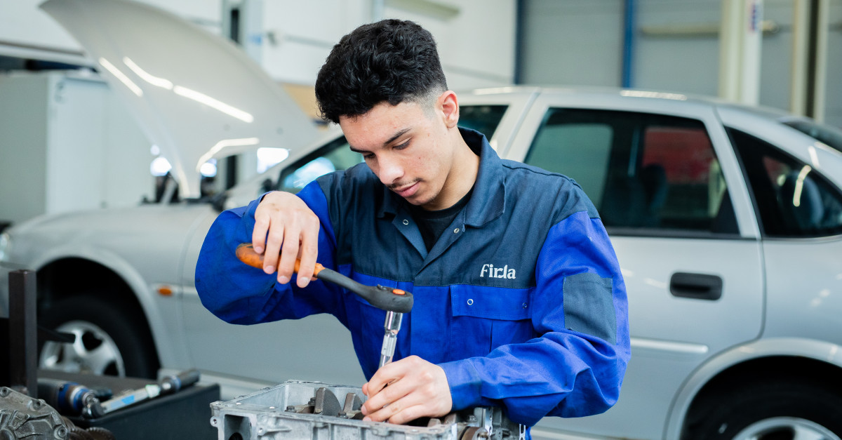 Basistechnicus personenauto's / Firda