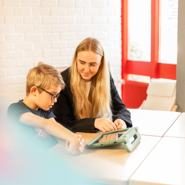 Gespecialiseerd pedagogisch medewerker mbo 4 / Firda